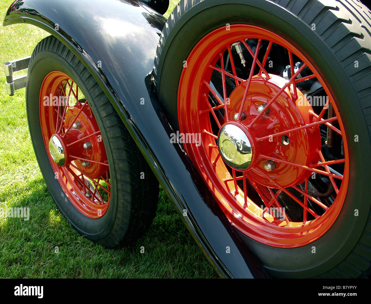 Vintage wheel car hub hi-res stock photography and images - Alamy