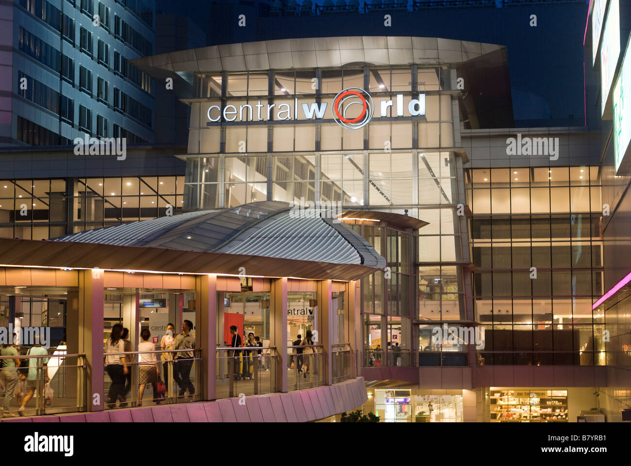Pedestrian walkway entrance to Central World upmarket shopping mall ...