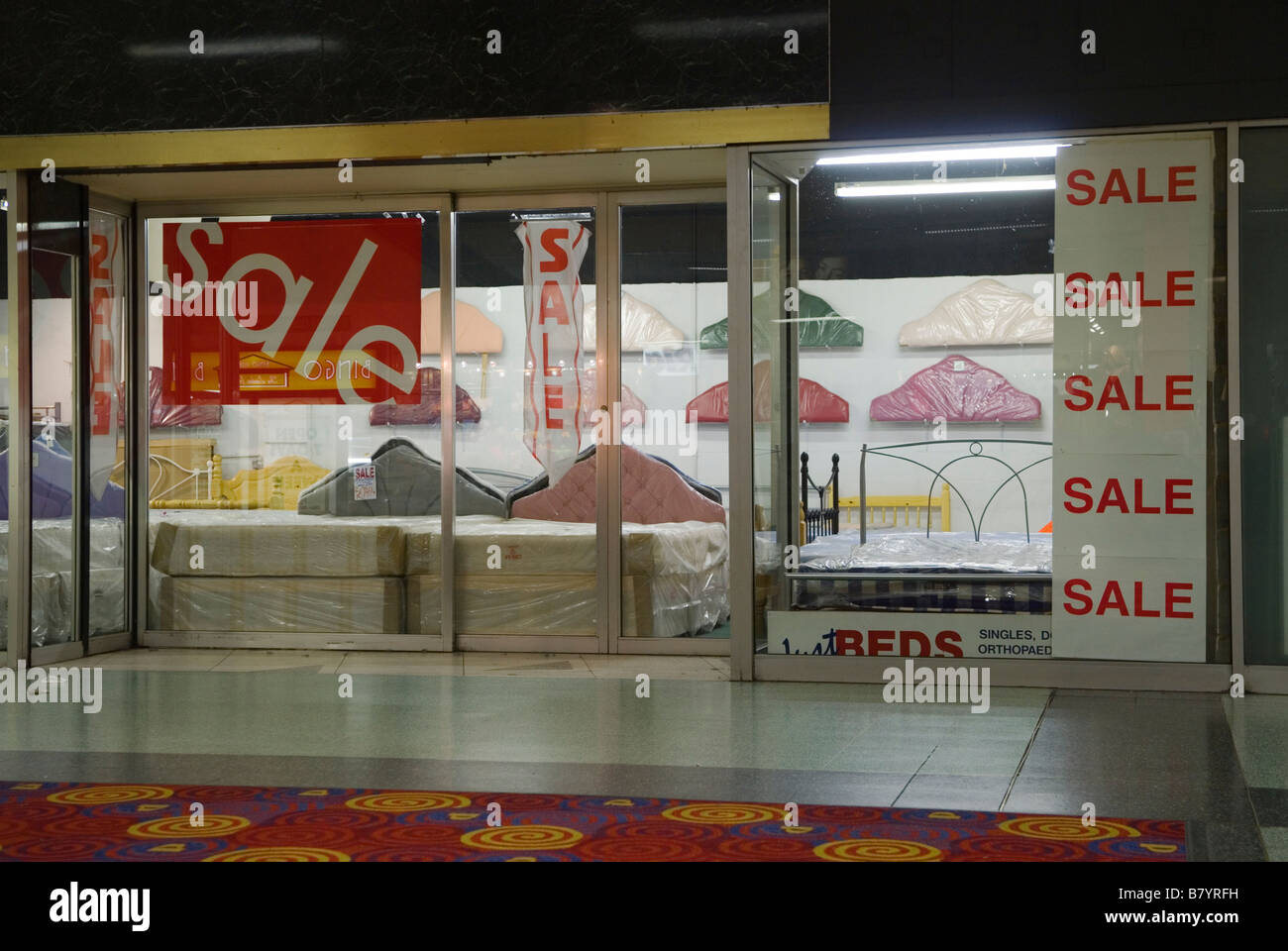 For sale signs uk hi-res stock photography and images - Alamy