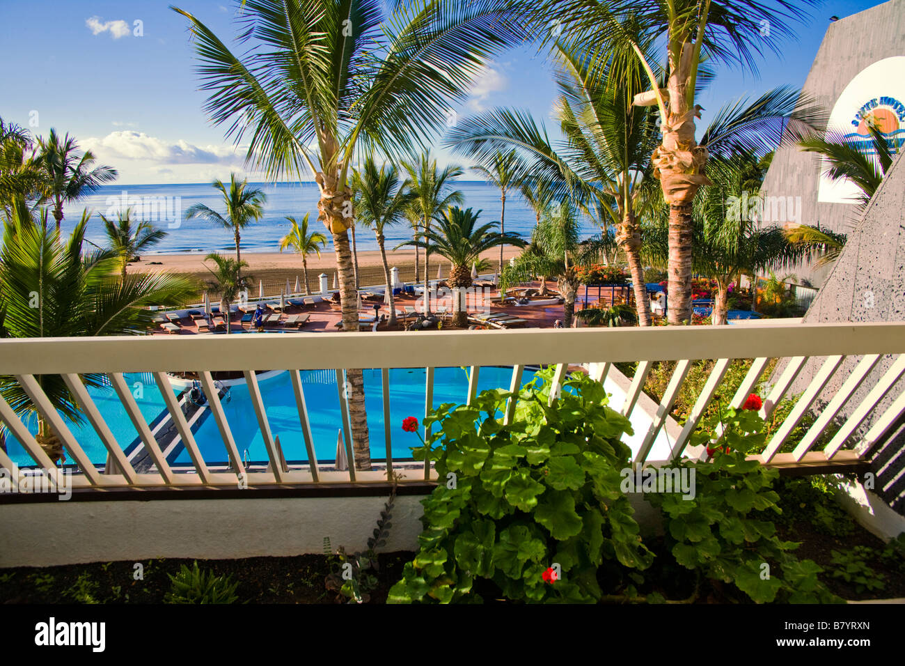 Sea view balcony hi-res stock photography and images - Alamy