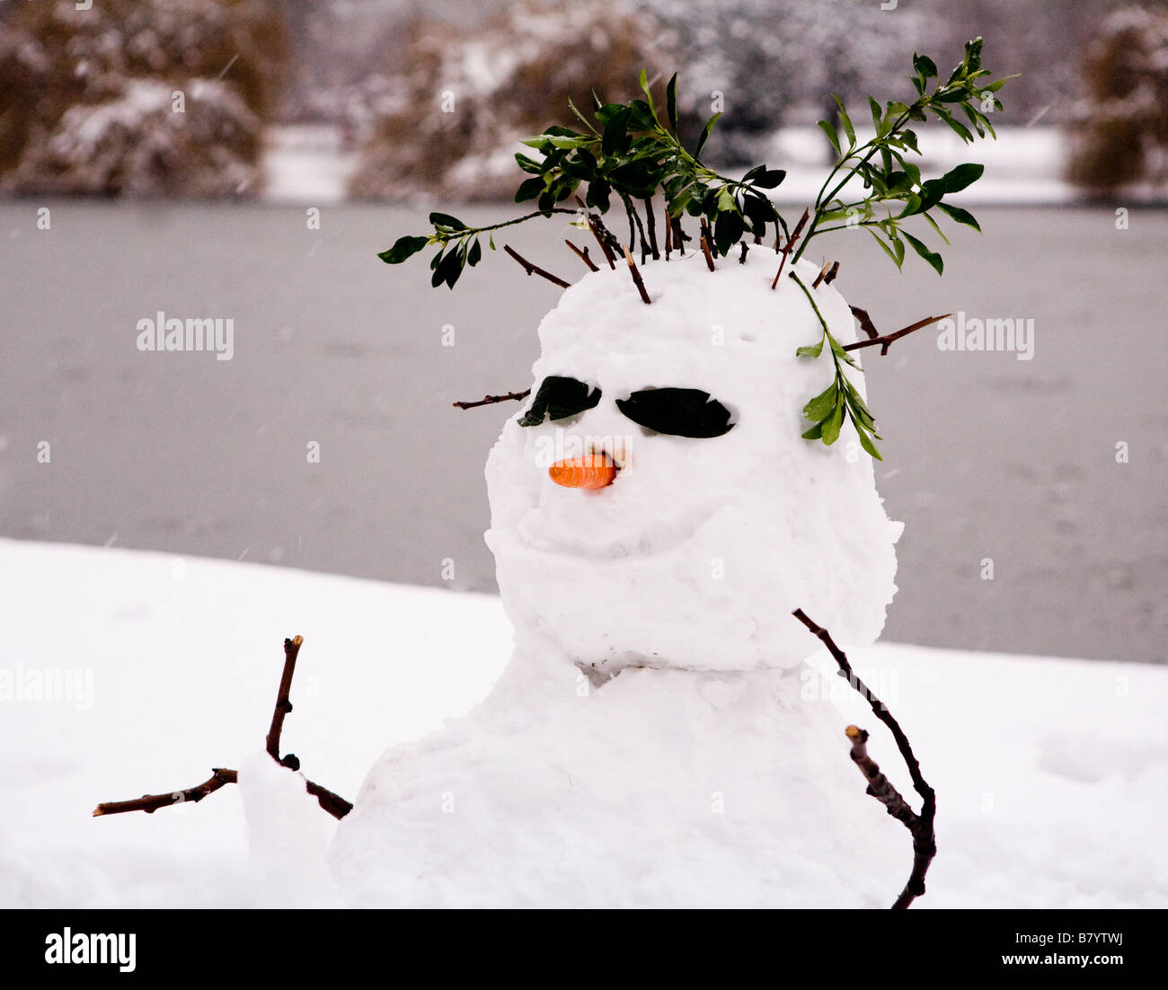 Snowman In Saint James Park London UK Europe Stock Photo - Alamy