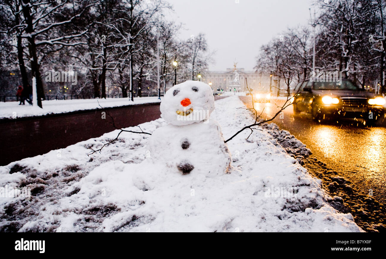 Snowman In The Mall London UK Europe Stock Photo - Alamy