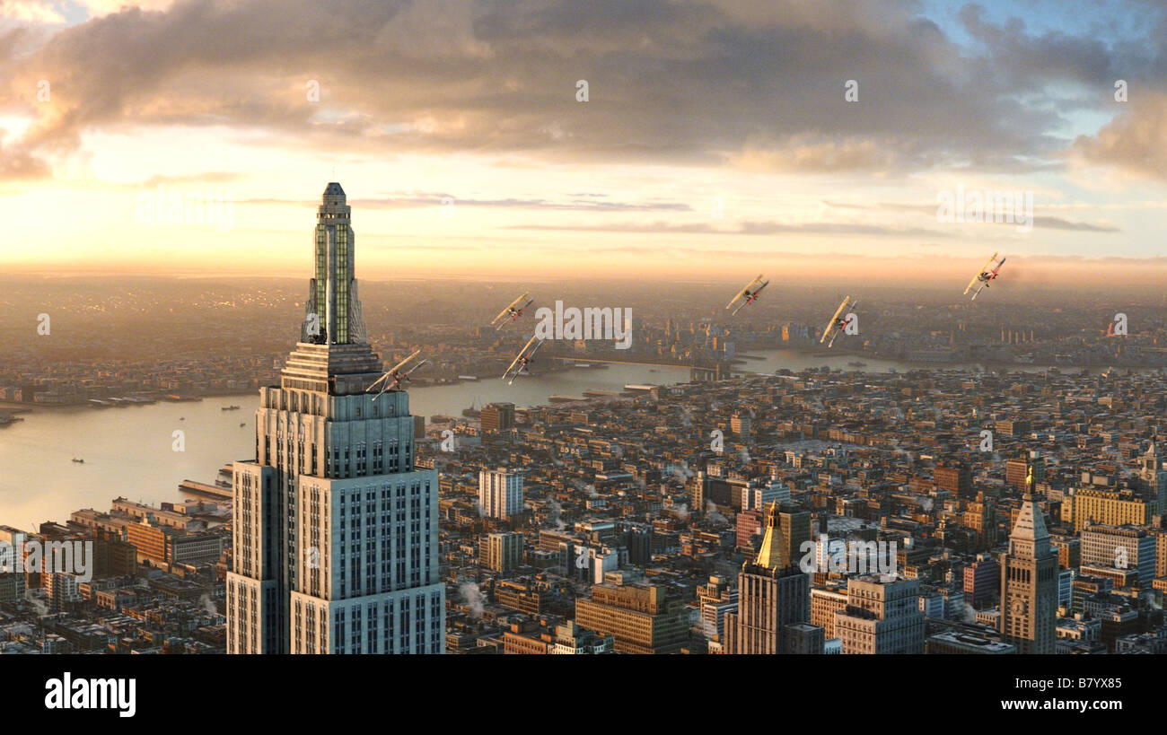 King kong 2005 empire state building hi-res stock photography and ...