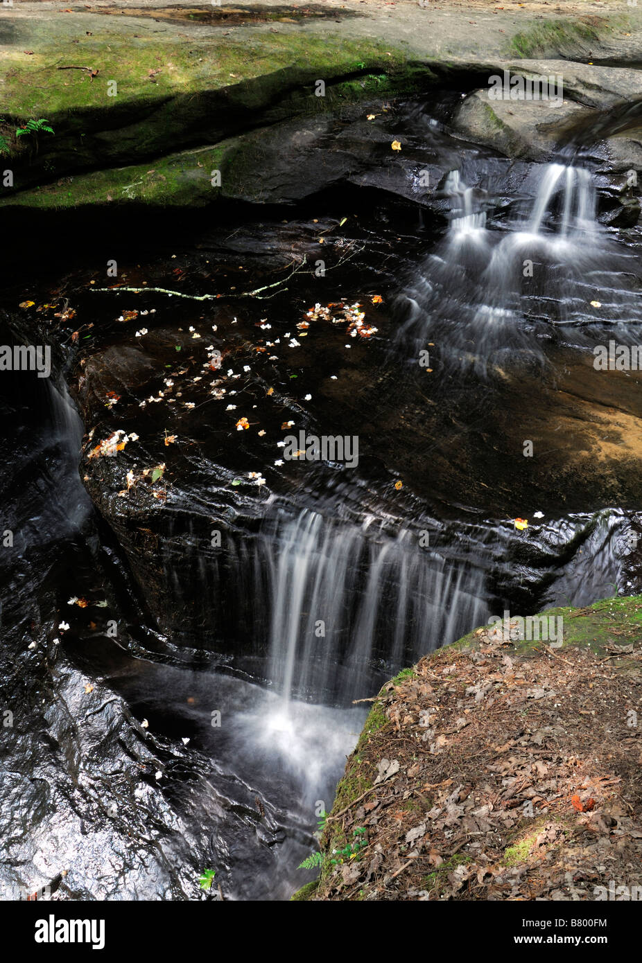 Creation falls clifty wilderness red hi-res stock photography and ...