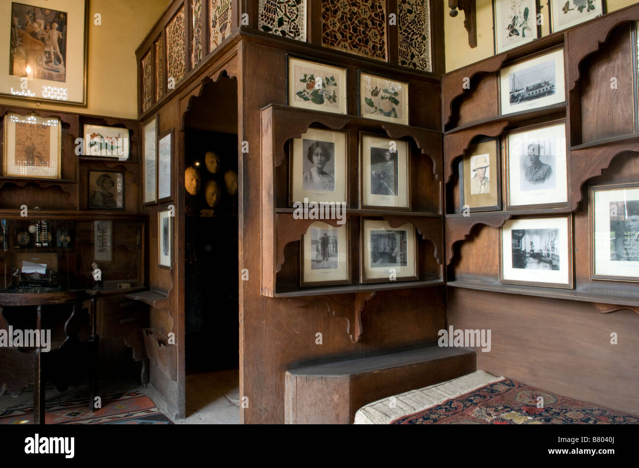 17th century inspired design hi-res stock photography and images - Alamy