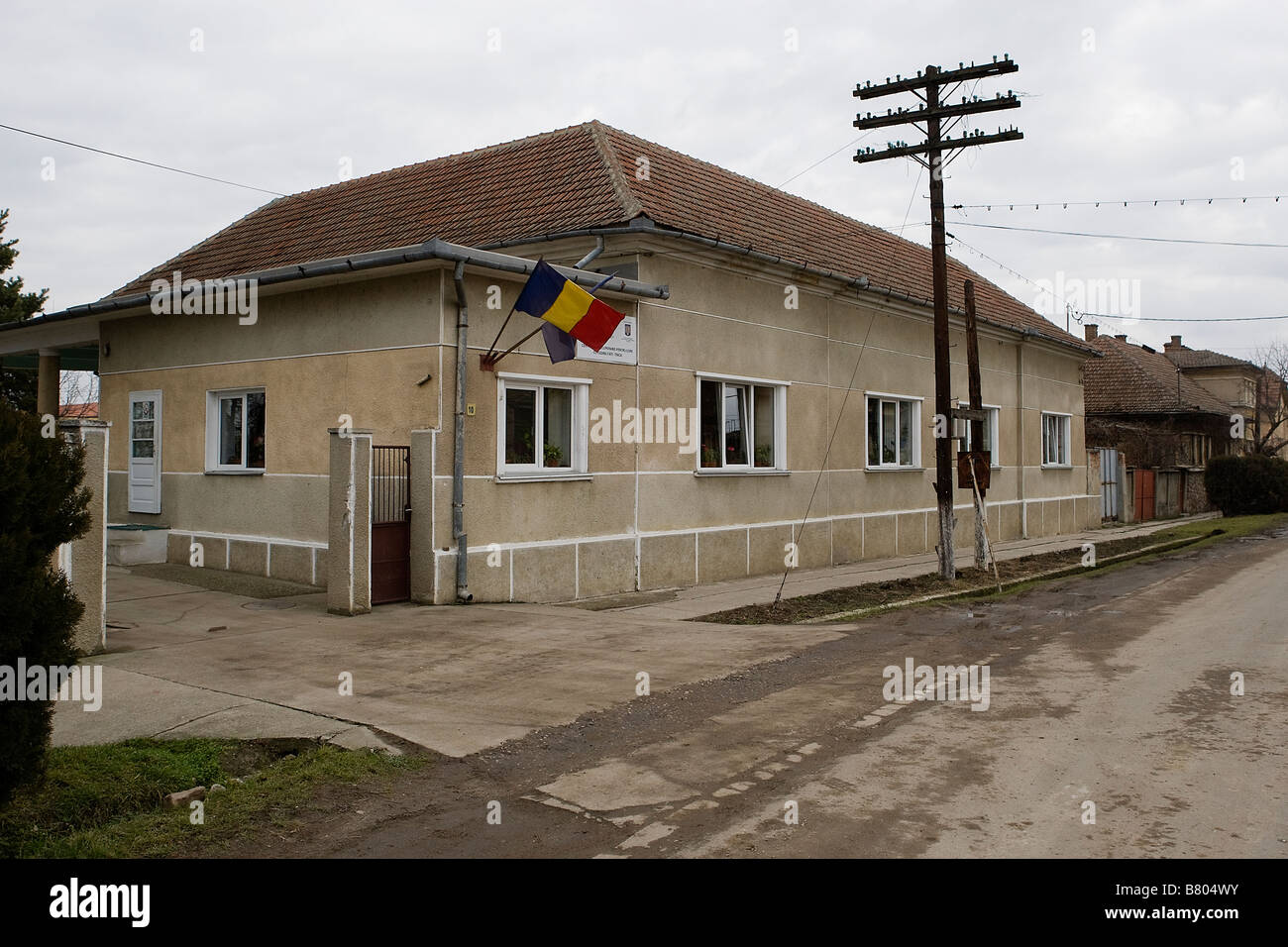 Romanian orphanage hi-res stock photography and images - Alamy