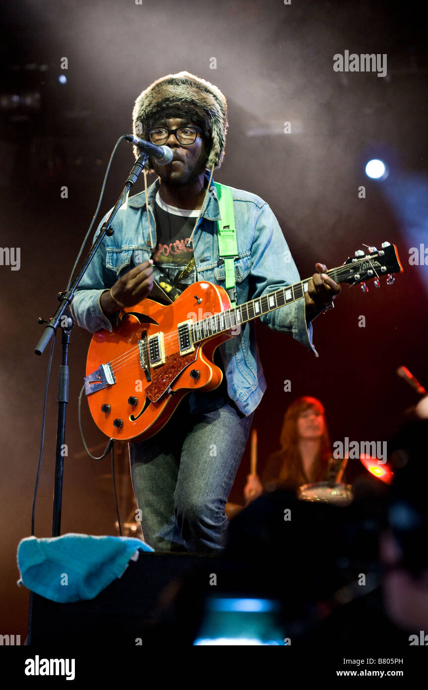 Lightspeed champion aka devonte hynes hi-res stock photography and ...