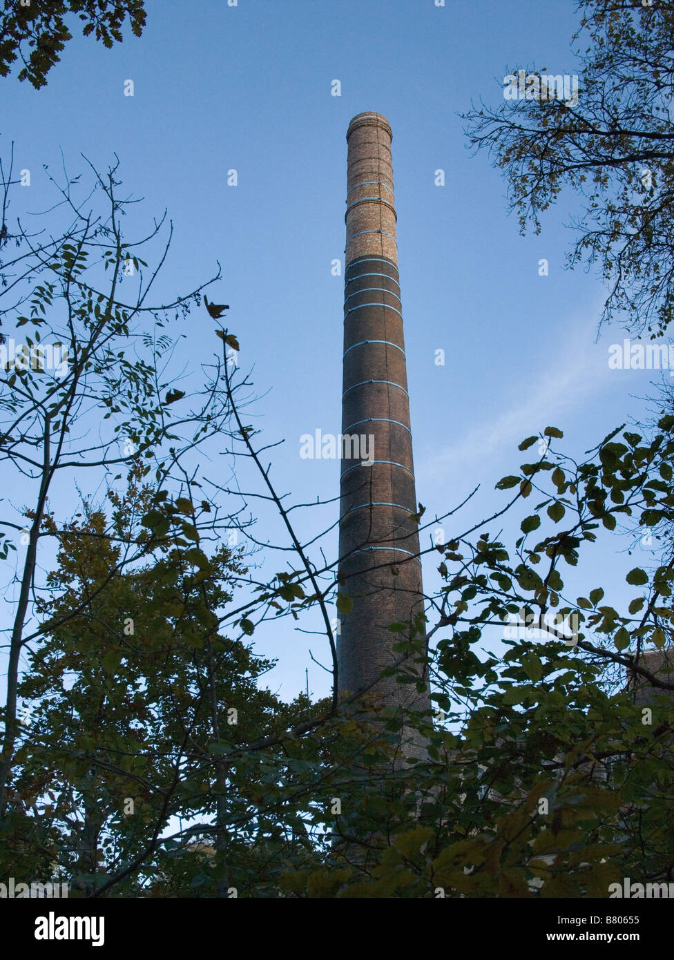 Tall stack chimney hi-res stock photography and images - Alamy