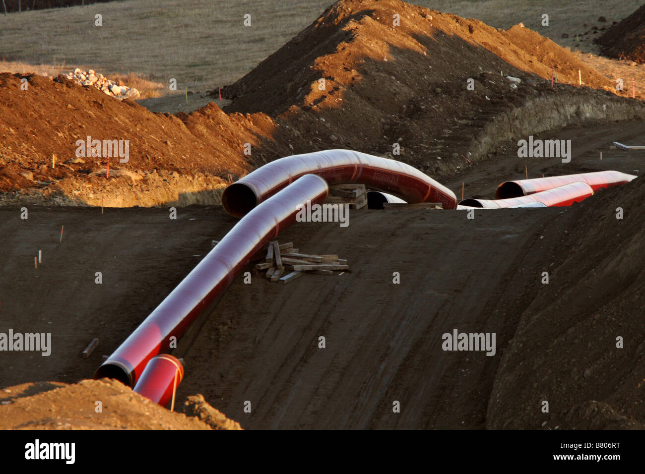 Pipes laid out for Natural Gas pipeline Stock Photo - Alamy