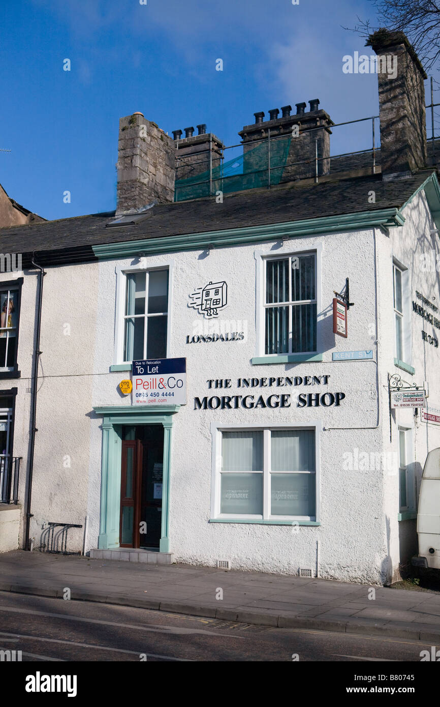 Independent advice hi-res stock photography and images - Alamy