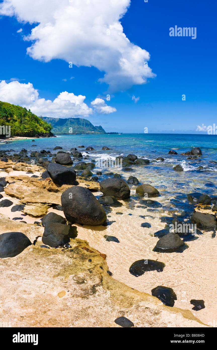Kauai Mountains On The Tropical Paradise Island Of Kauai High ...