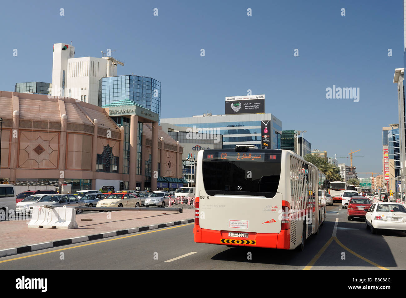 Dubai street hi-res stock photography and images - Alamy