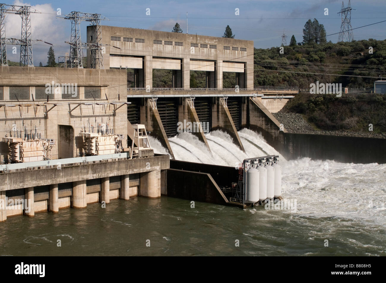 Keswick Dam with water overflowing Stock Photo - Alamy