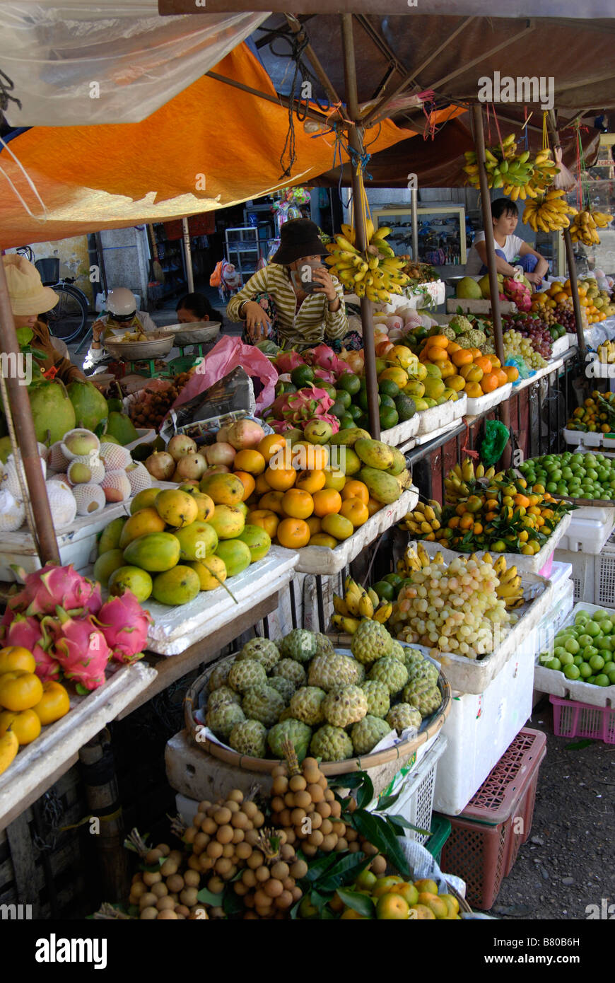 Local market day, Hoi An, Vietnam Stock Photo - Alamy