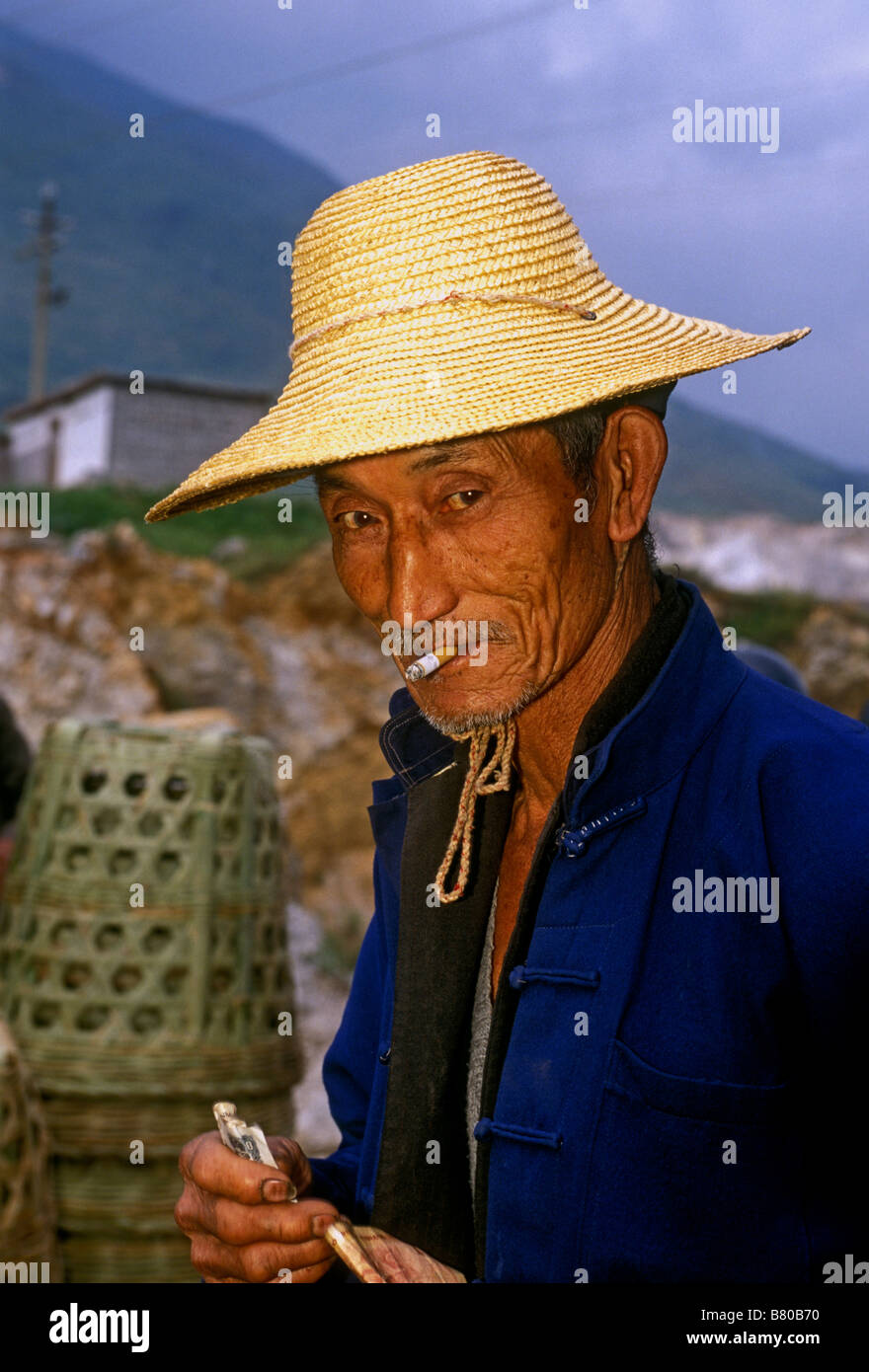 1, one, Chinese man, Bai man, Bai ethnicity, ethnic minority, old man ...