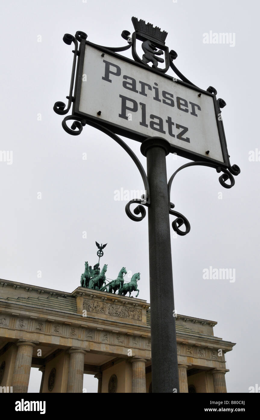 Pariser platz sign hi-res stock photography and images - Alamy