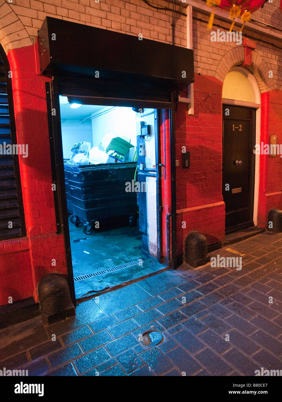 Rubbish Bins Alleyway High Resolution Stock Photography and Images - Alamy
