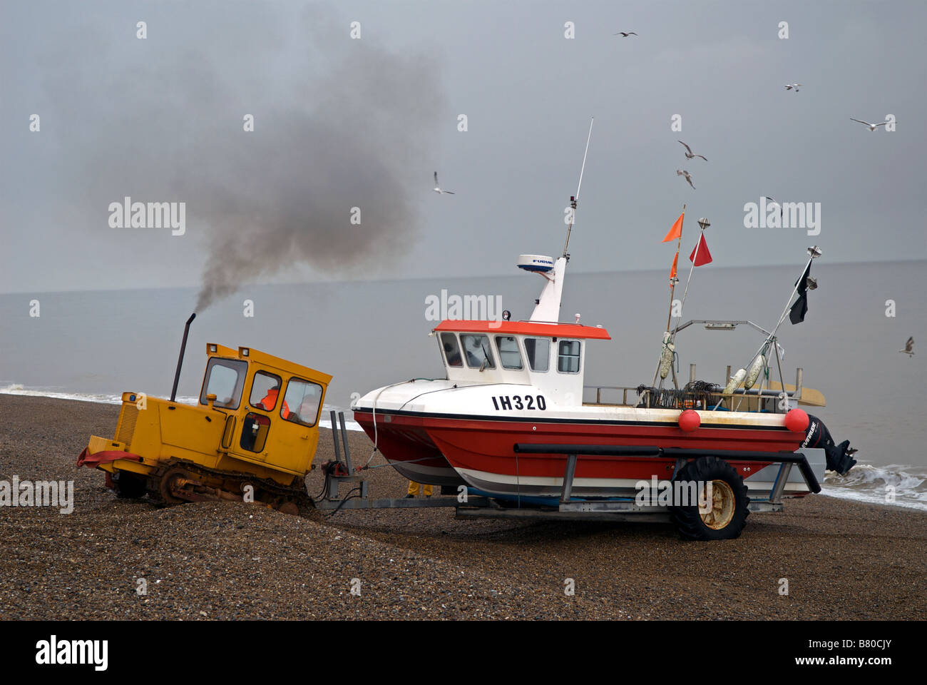 Boat being towed hi-res stock photography and images - Alamy