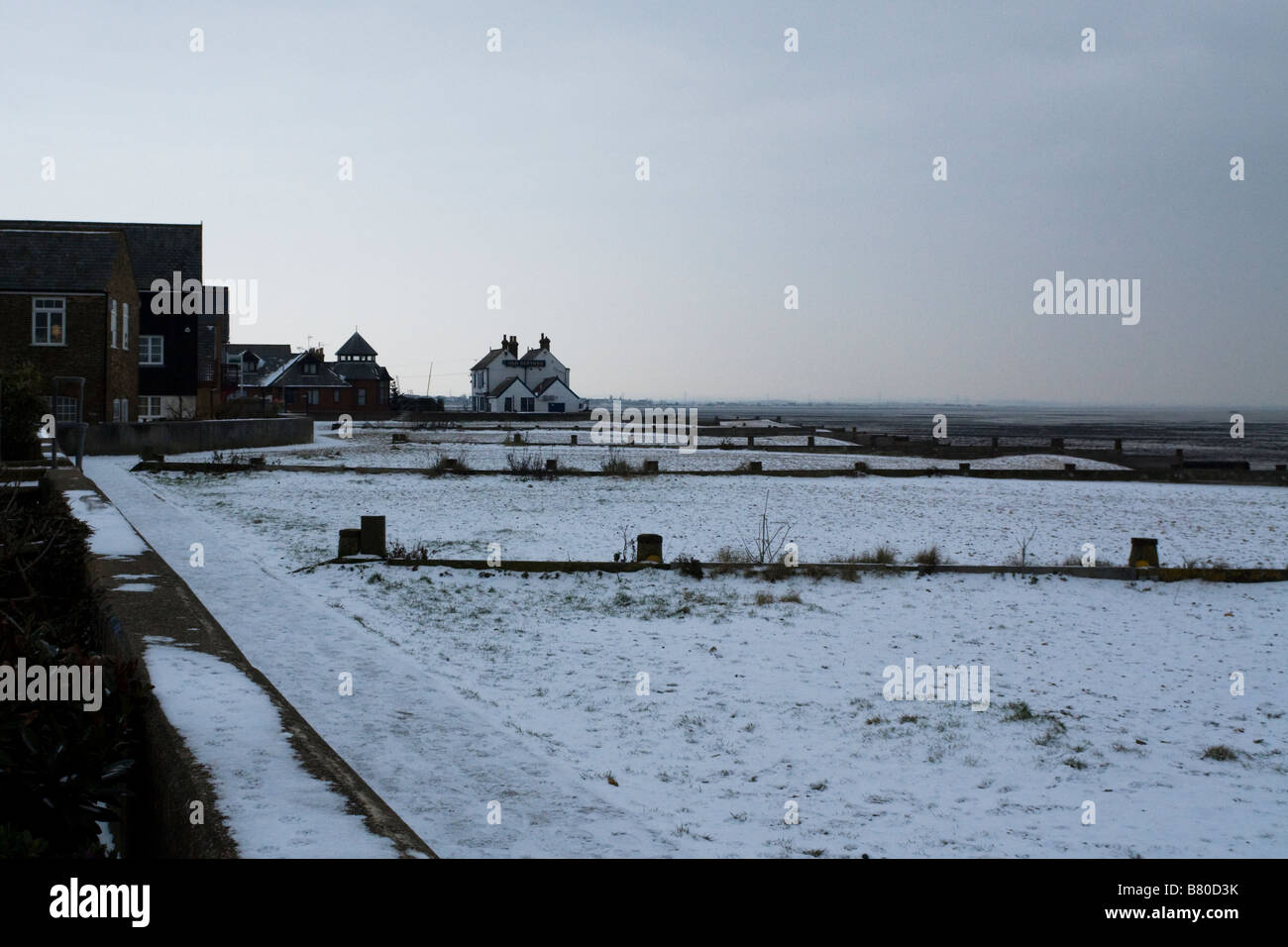 Snow on the beach hi-res stock photography and images - Alamy