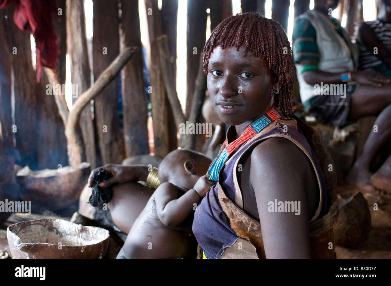 Breat feeding hi-res stock photography and images - Alamy