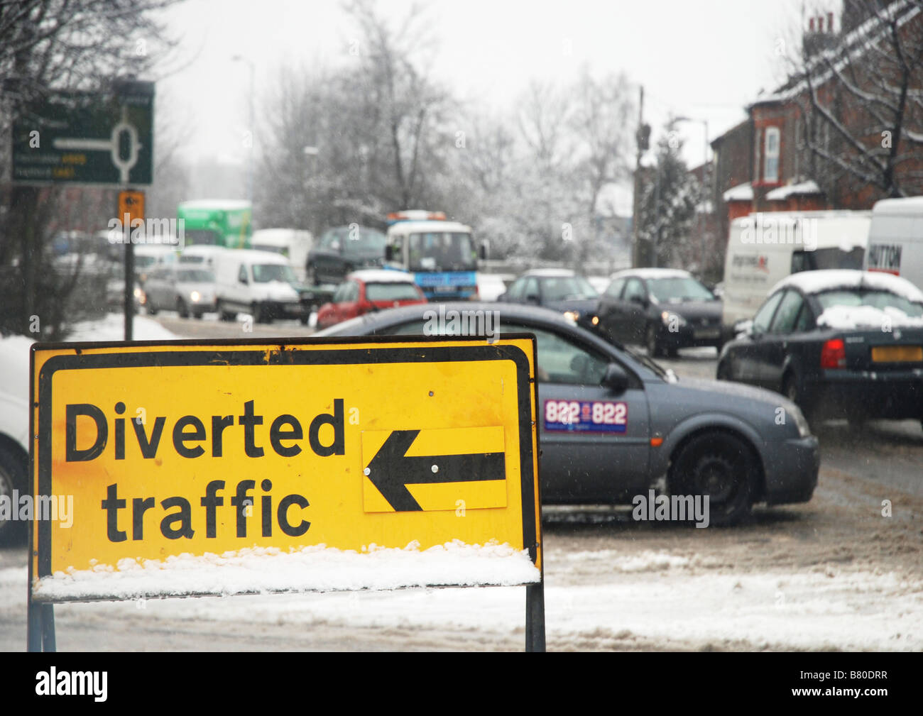 Traffic jam snow motorway uk hi-res stock photography and images - Alamy