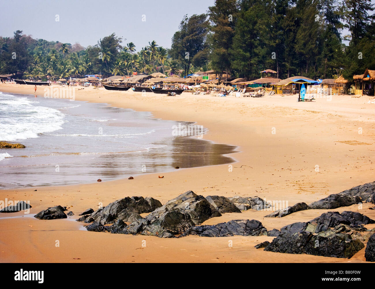 India wave hi-res stock photography and images - Alamy