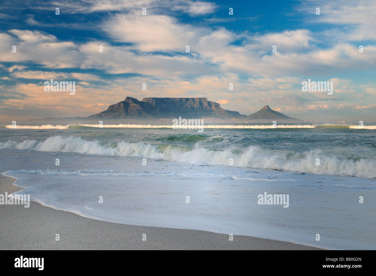 At the mountain hi-res stock photography and images - Alamy