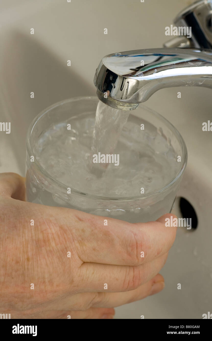 Water gushing tap hi-res stock photography and images - Alamy