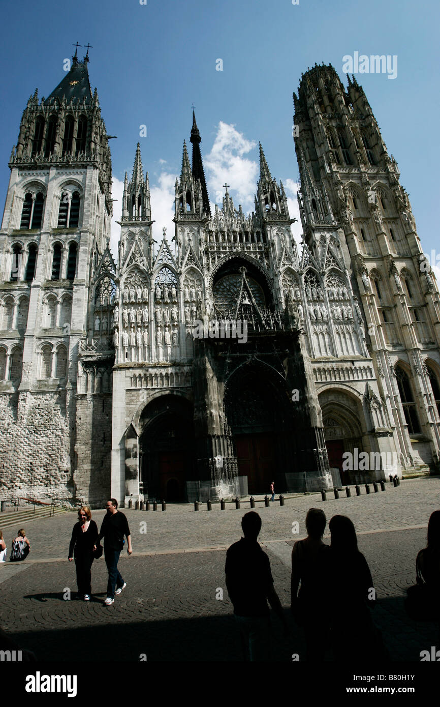Cathedrale notre dame normandy rouen france Stock Photo - Alamy