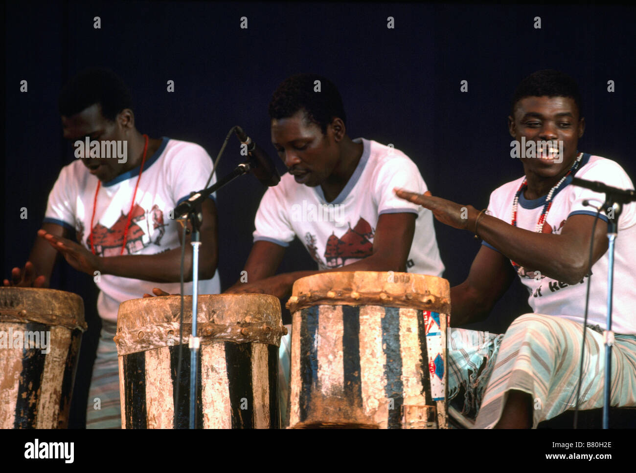 West african drummers hi-res stock photography and images - Alamy