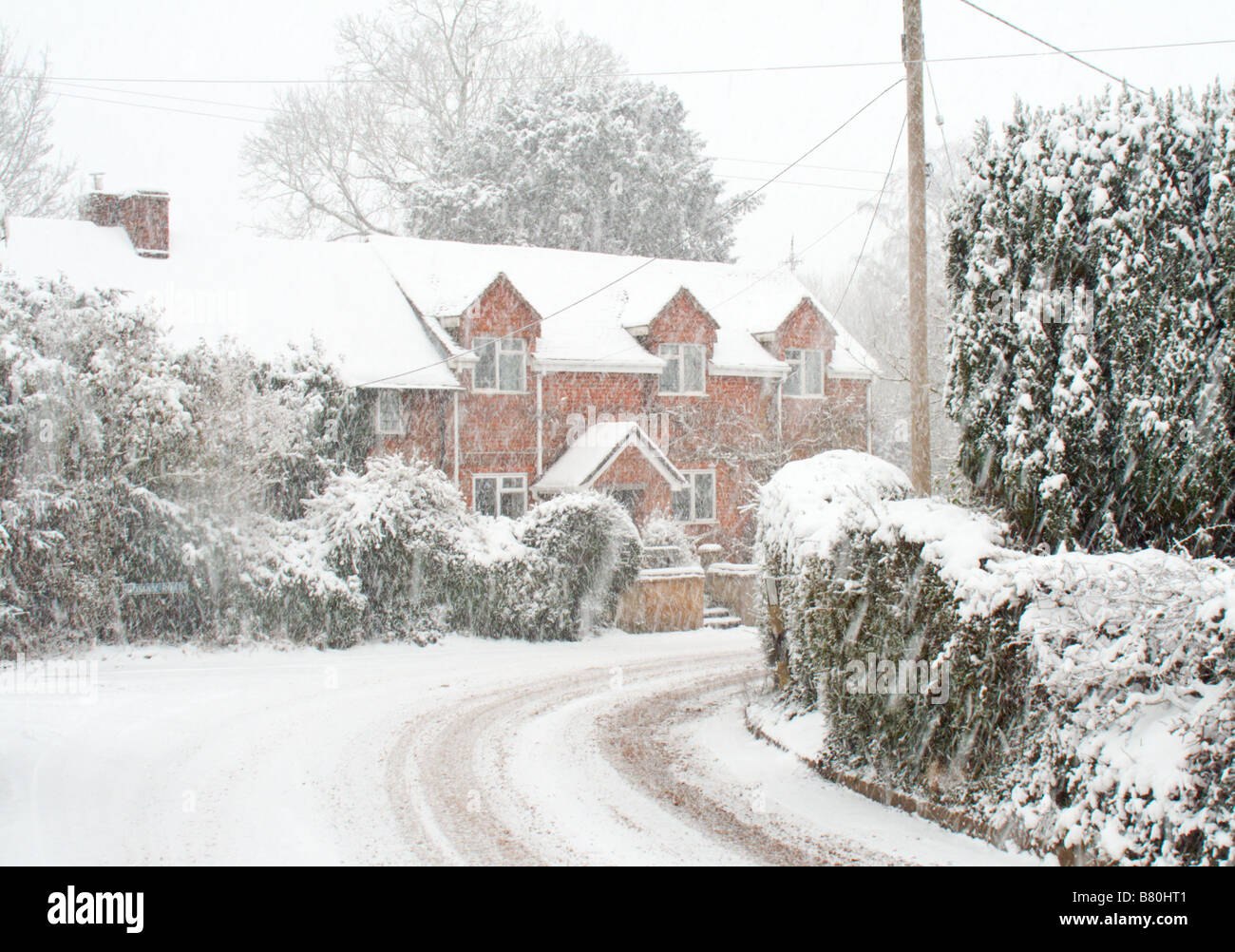 Snowy scene in Winterslow Stock Photo - Alamy