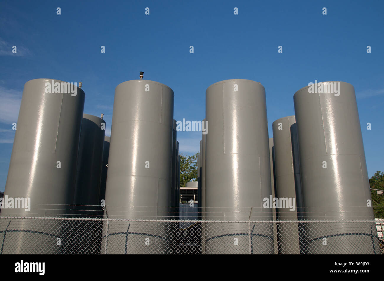 Fuel tanks hi-res stock photography and images - Alamy