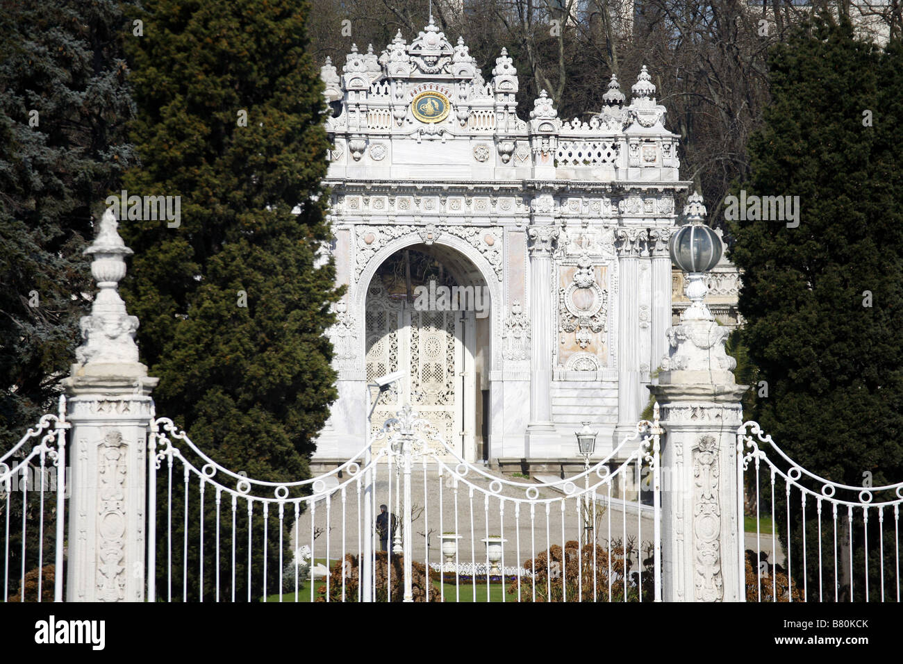 IMPERIAL GATE DOLMABAHCE ISTANBUL TURKEY ISTANBUL TURKEY 13/02/2007 ...