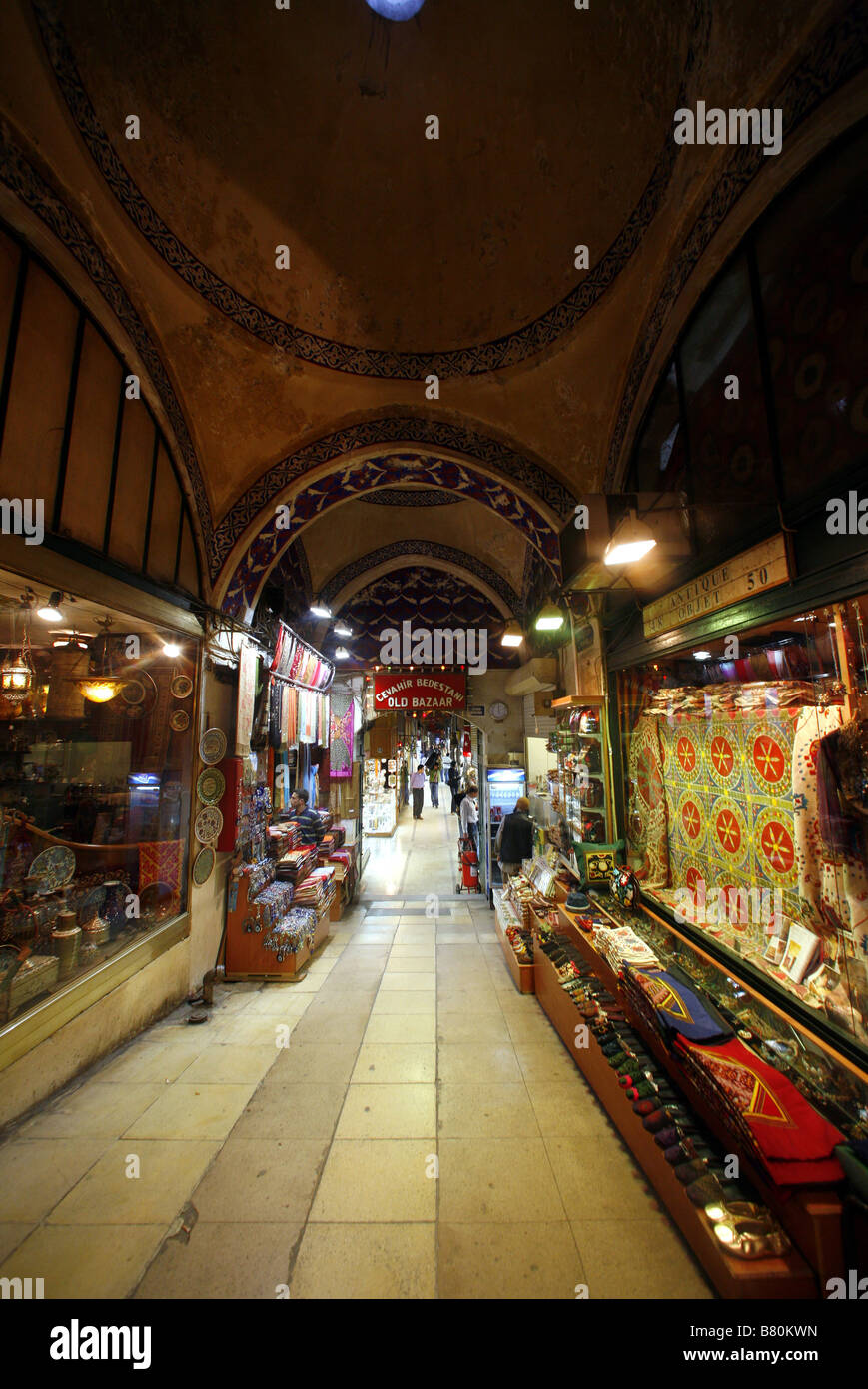 INSIDE THE GRAND BAZAAR BAZAAR QUARTER ISTANBUL TURKEY ISTANBUL TURKEY ...