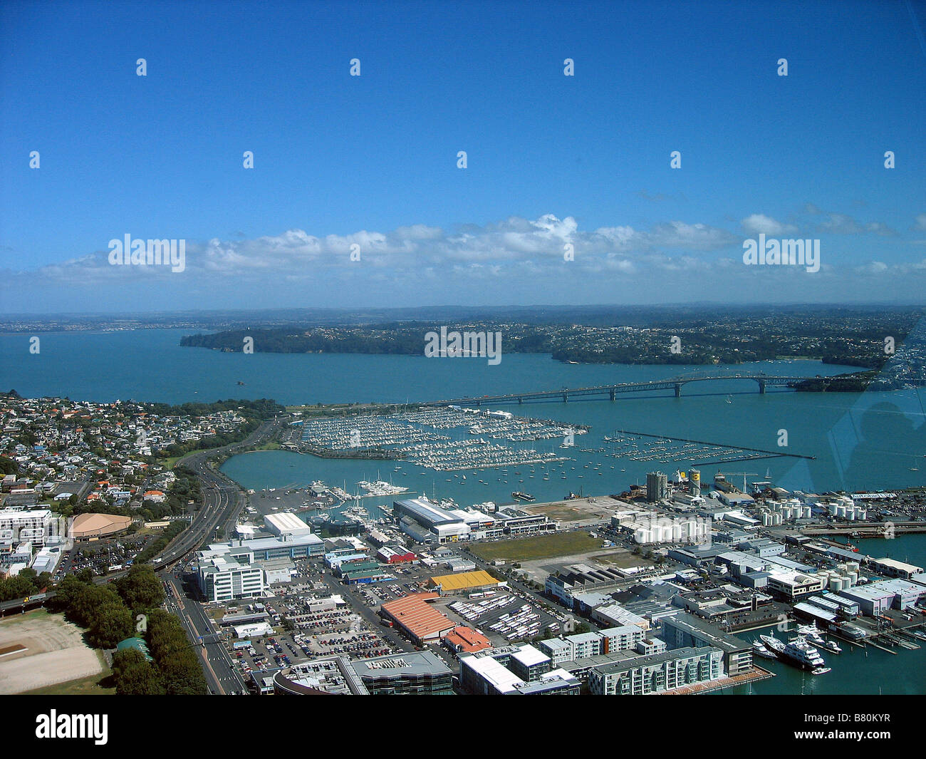 AUCKLAND & HARBOUR BRIDGE AUCKLAND NEW ZEALAND AUKLAND NEW ZEALAND 10 ...