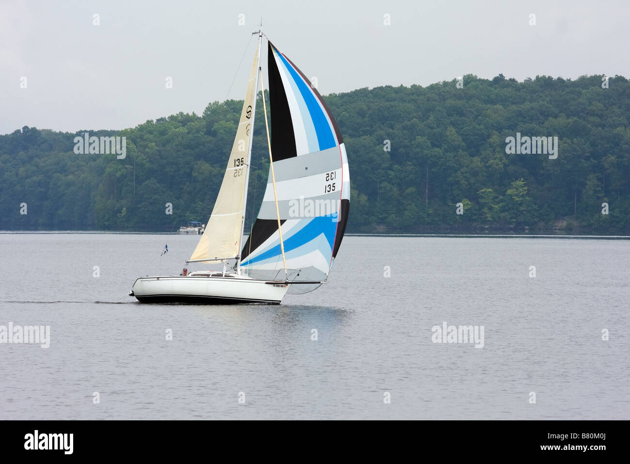 Smooth sailing hi-res stock photography and images - Alamy