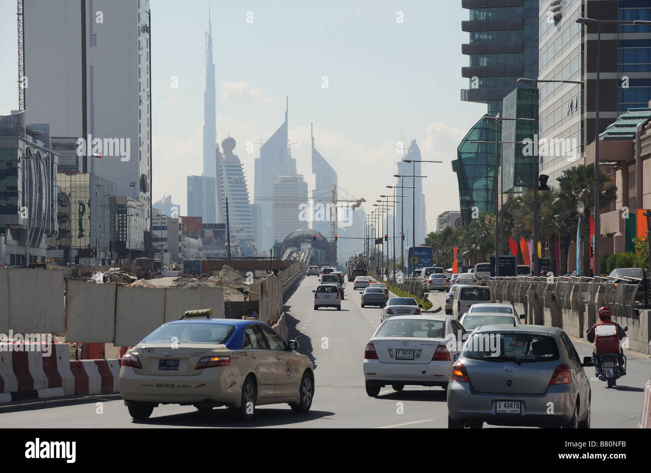 Street scene in Dubai city, United Arab Emirates Stock Photo - Alamy