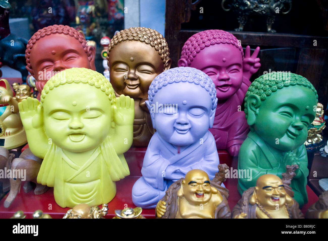 Chinatown window dolls Stock Photo - Alamy