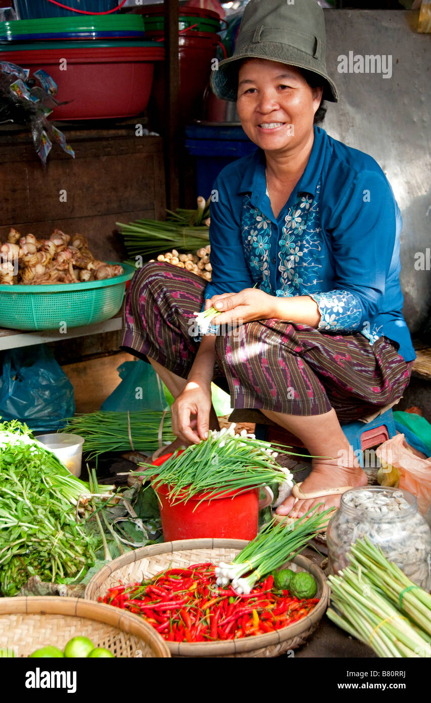 Food market woman person cambodia cambodian asia south east asia hi-res ...