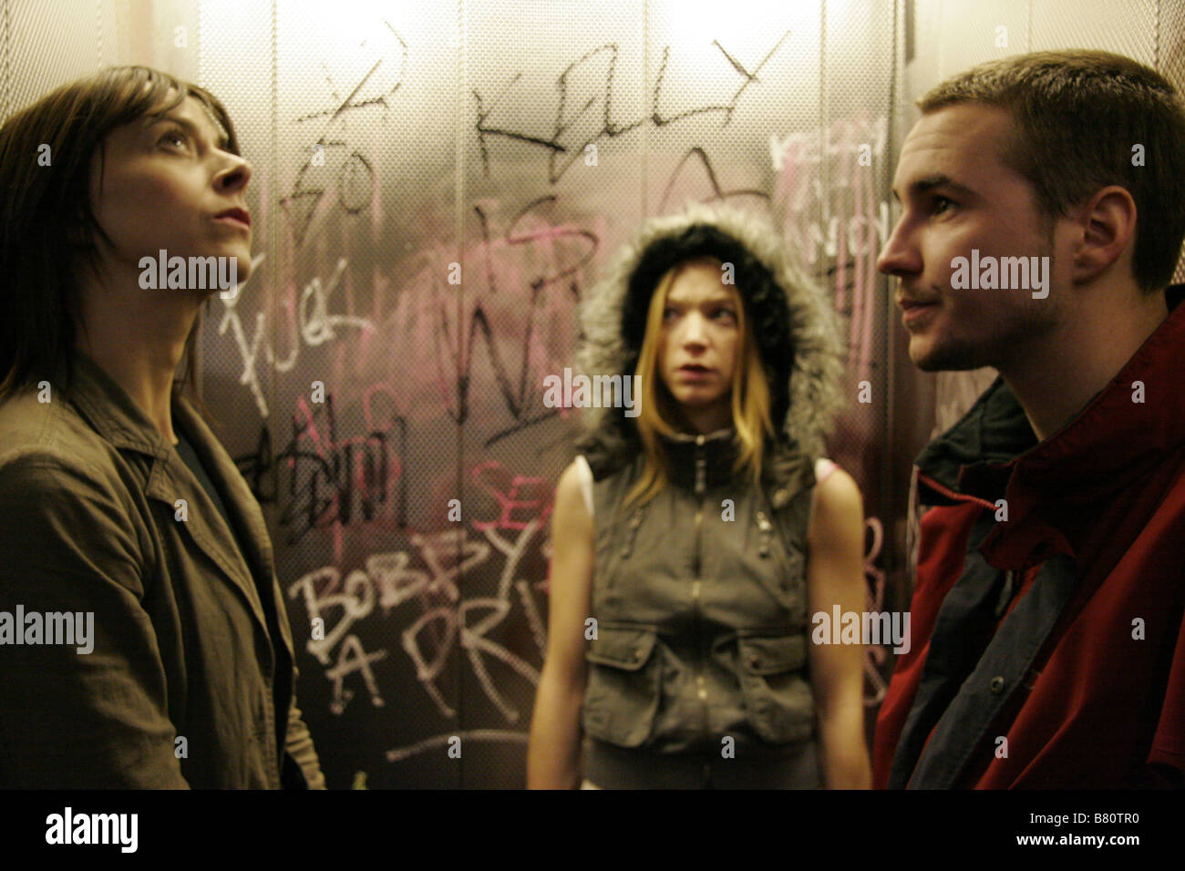 Red road andrea arnold hi-res stock photography and images - Alamy