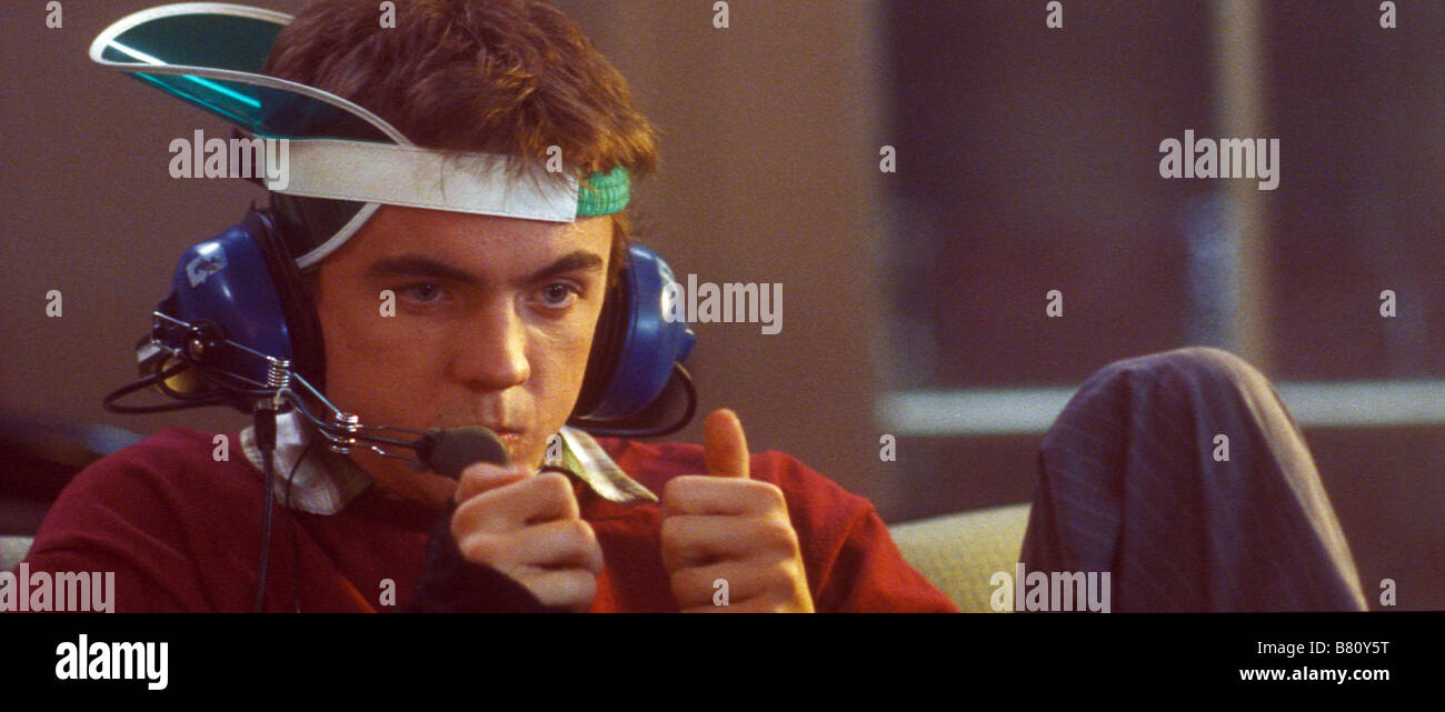 Stay alive Stay alive (2006) USA Frankie Muniz Director: William Brent ...