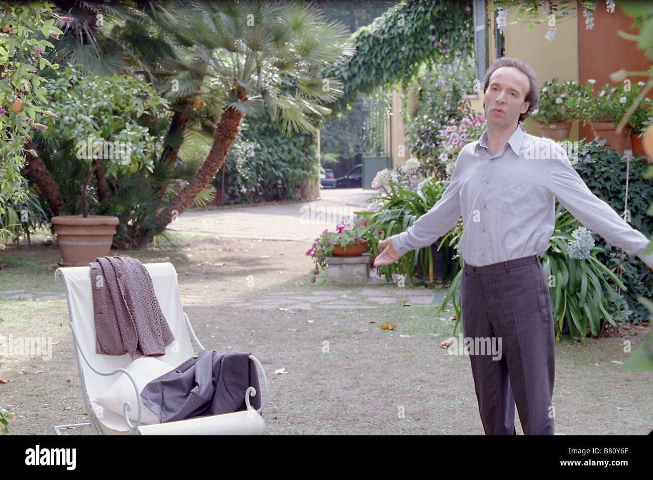 Tigre e la neve hi-res stock photography and images - Alamy