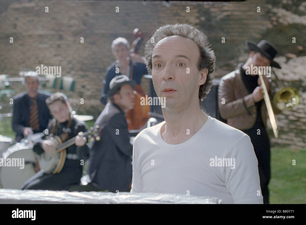 Tigre e la neve hi-res stock photography and images - Alamy