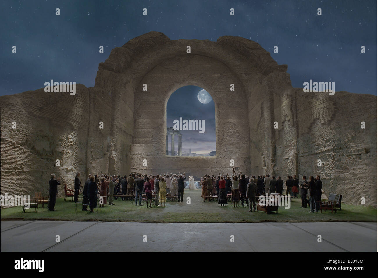 Director roberto benigni hi-res stock photography and images - Alamy