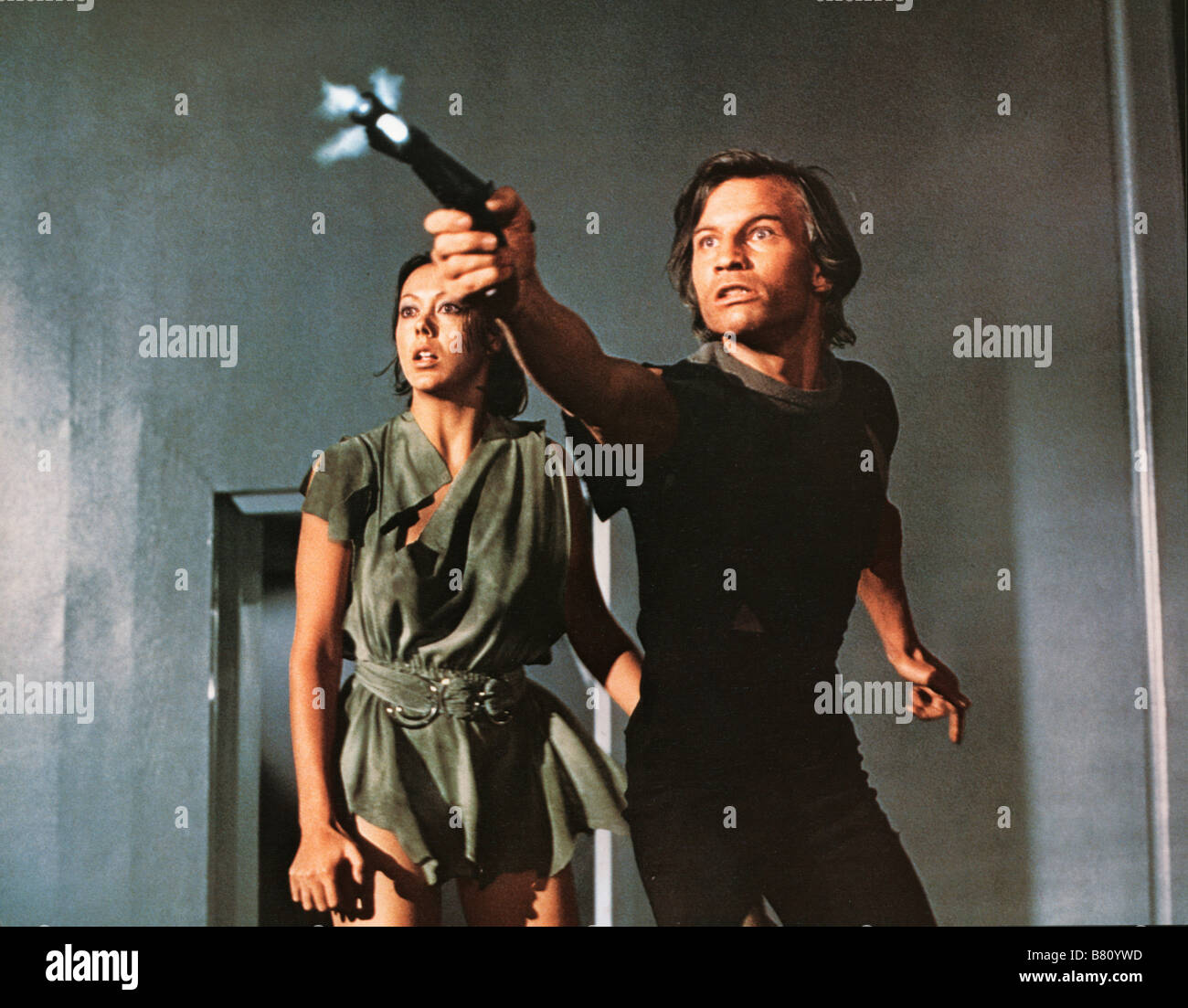 Jenny agutter logan's run hi-res stock photography and images - Alamy