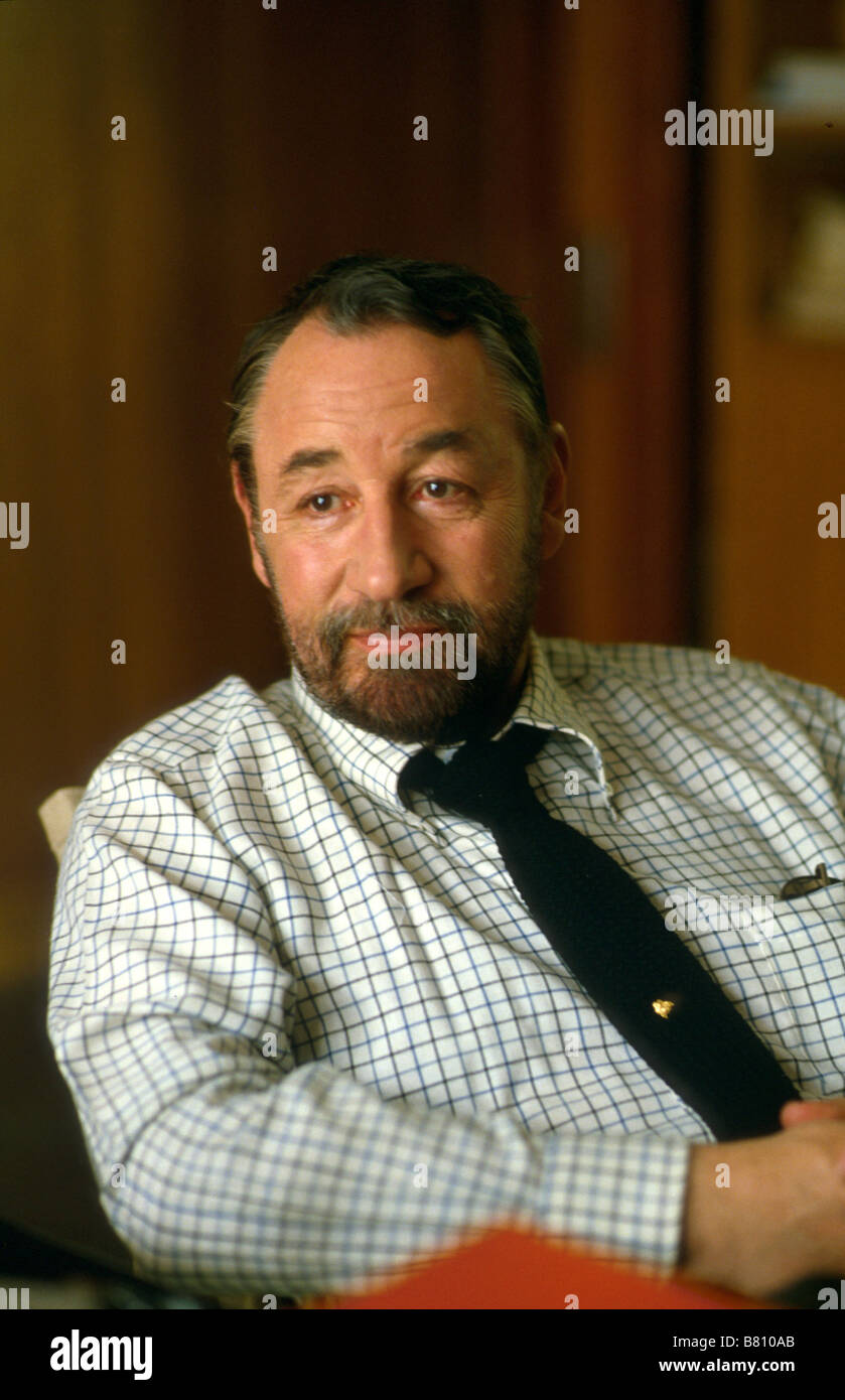 Philippe Noiret Philippe Noiret Philippe Noiret 1985 Stock Photo - Alamy