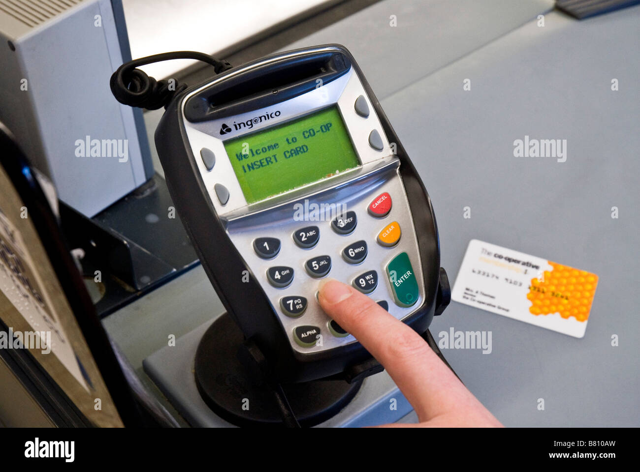 Supermarket Card Reader Stock Photo - Alamy