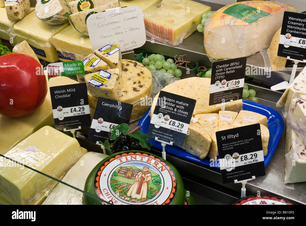 Supermarket Cheese Counter Stock Photo - Alamy