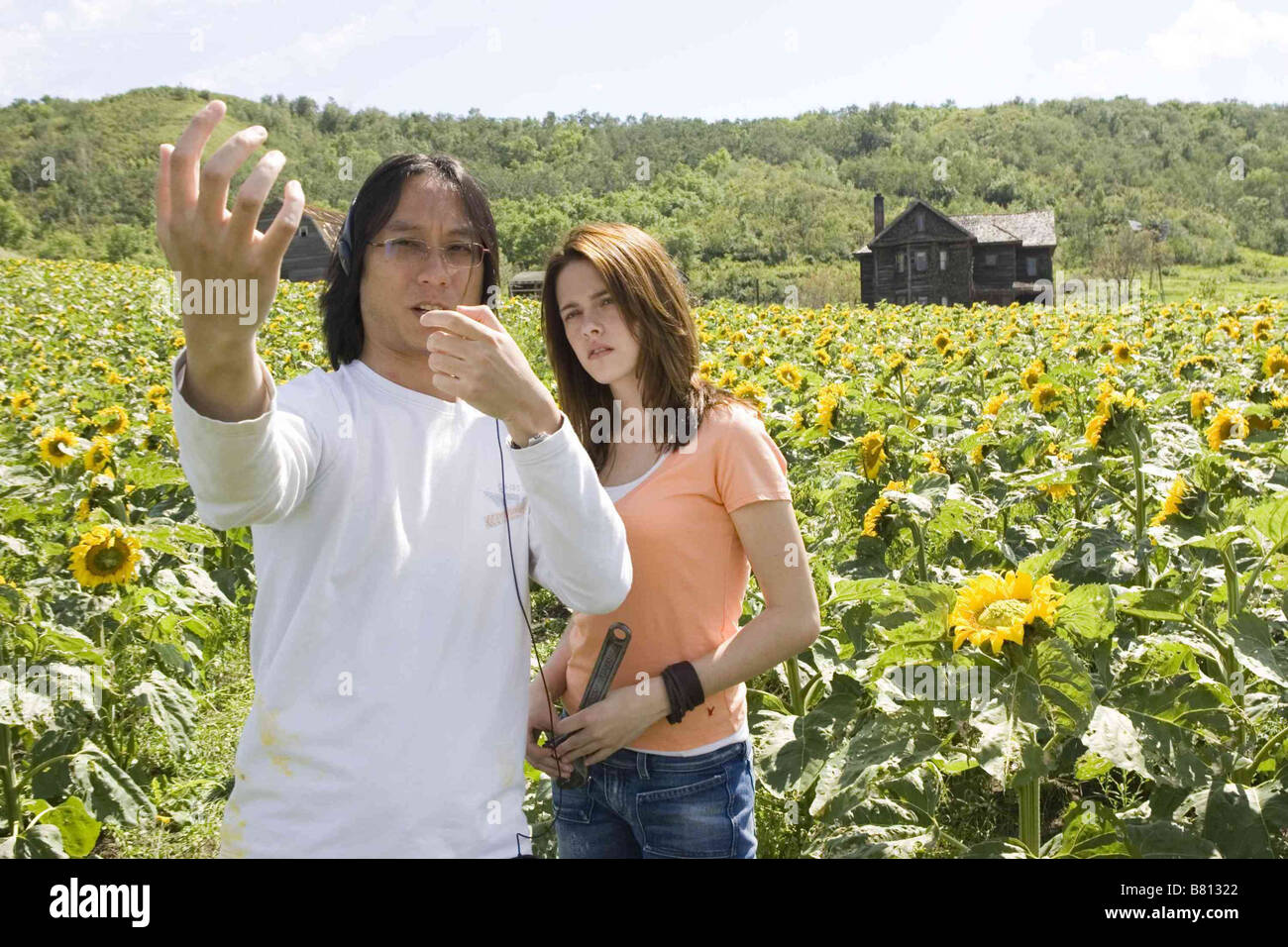 The Messengers Year: 2007 USA Director: Oxide Pang, Danny Pang Danny ...