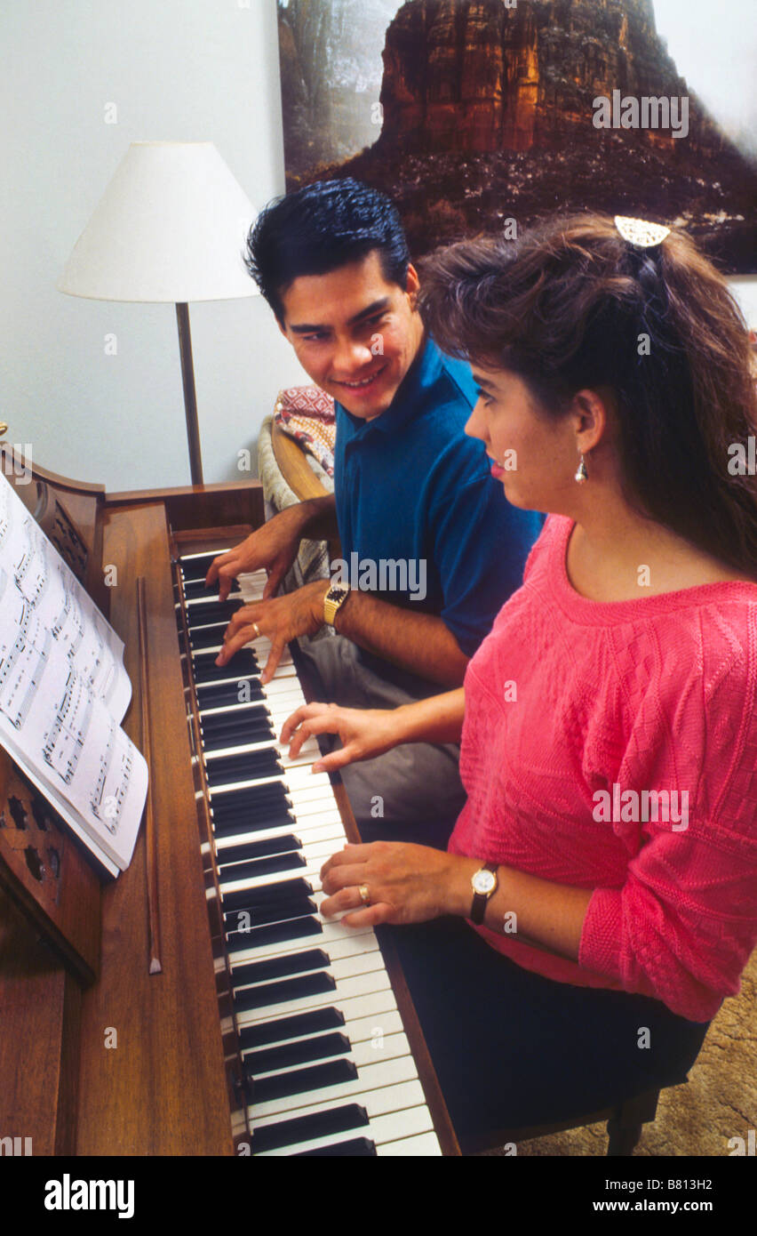 Husband and wife duet hi-res stock photography and images - Alamy